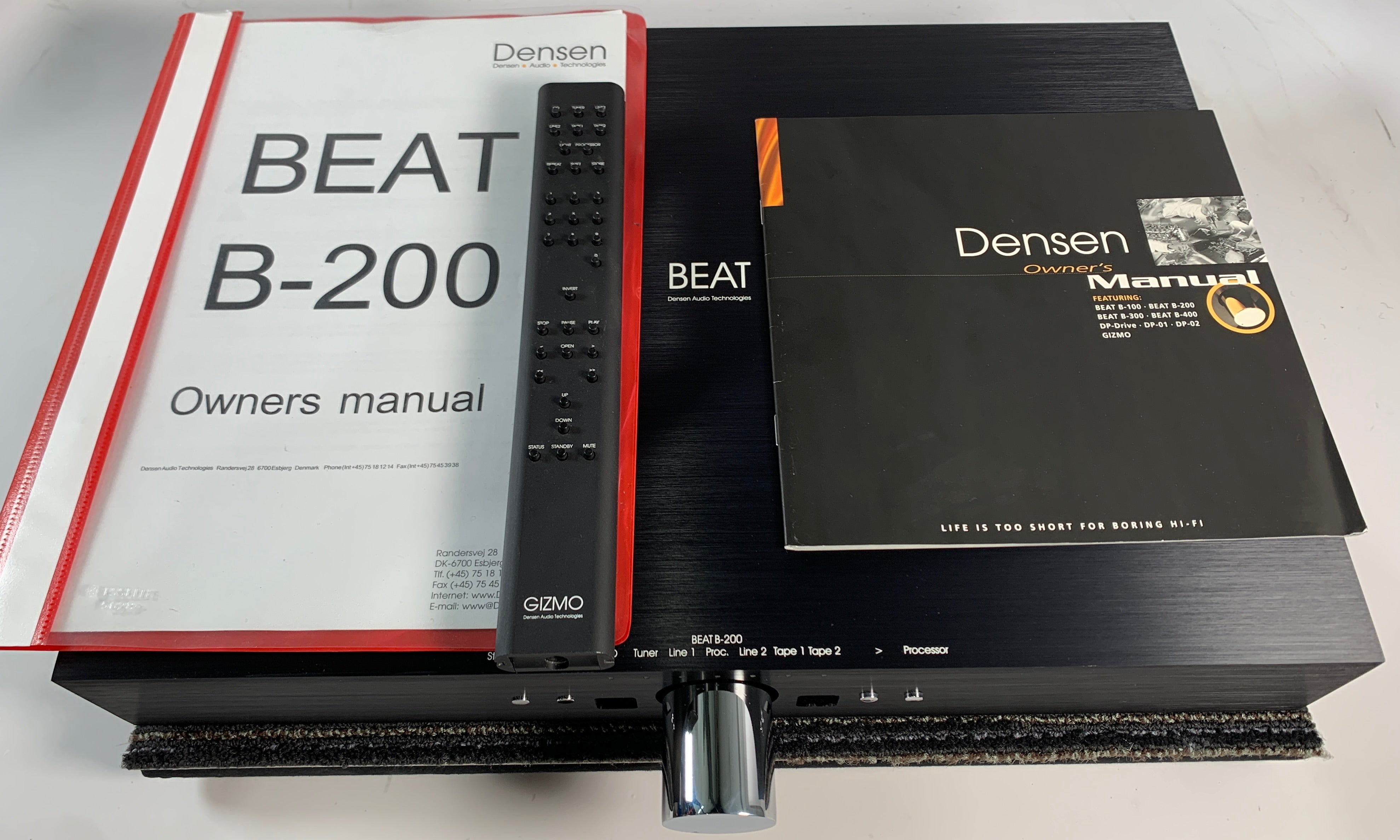 Densen Beat B200 Preamplifier w/Gizmo Remote – Record Mart HiFi