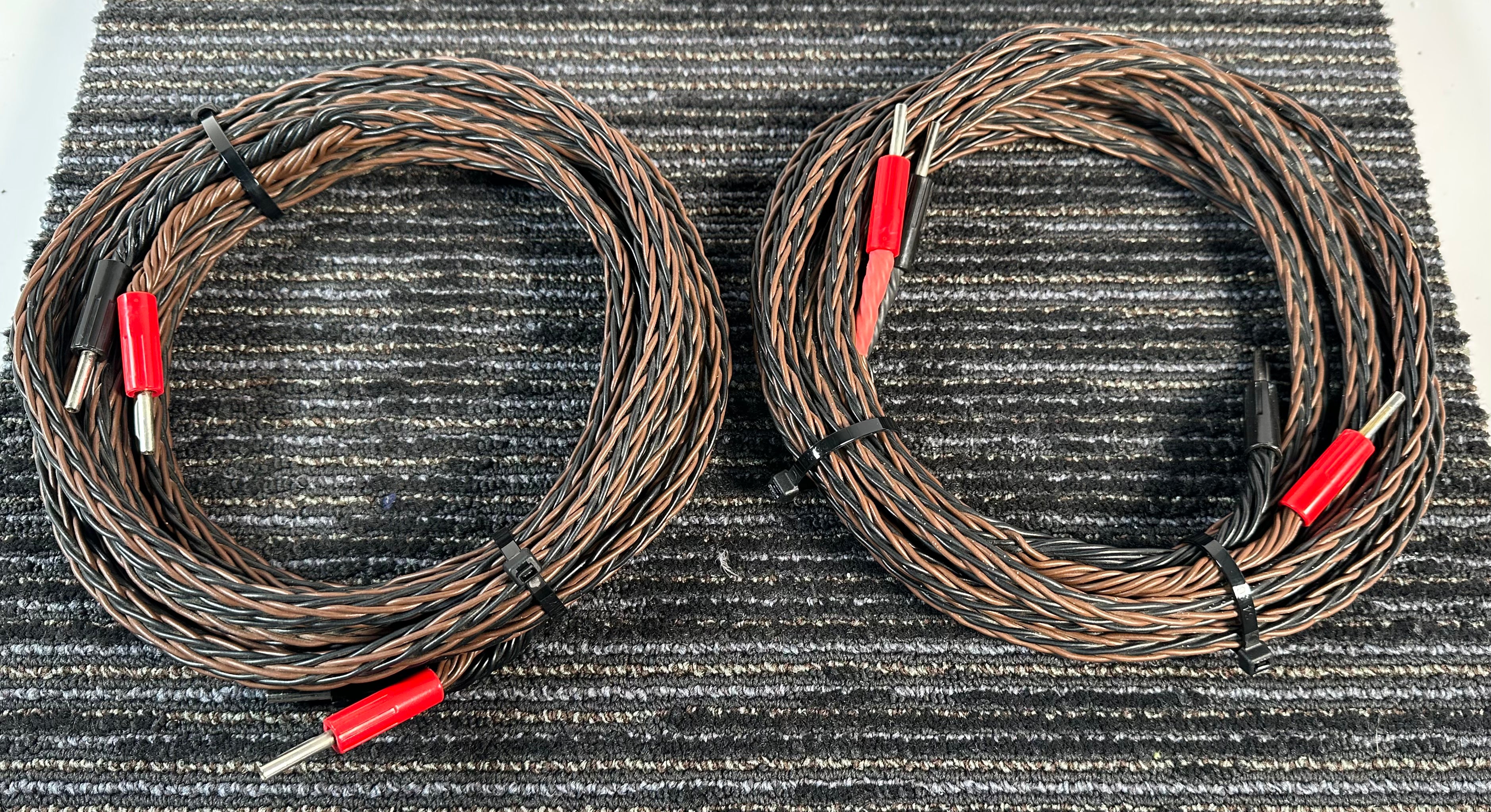 Kimber Kable 8PR Black & Brown Speaker Cables 8' – Record Mart HiFi