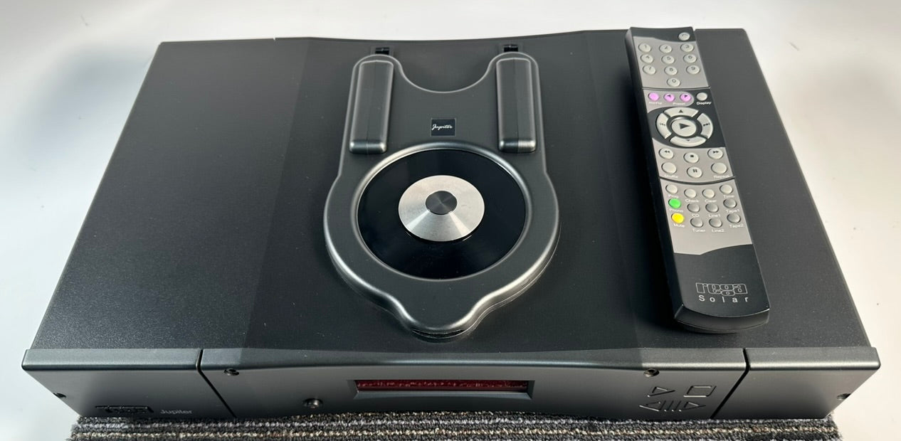 Rega Jupiter 2000 CD Player w/Solar Remote – Record Mart HiFi