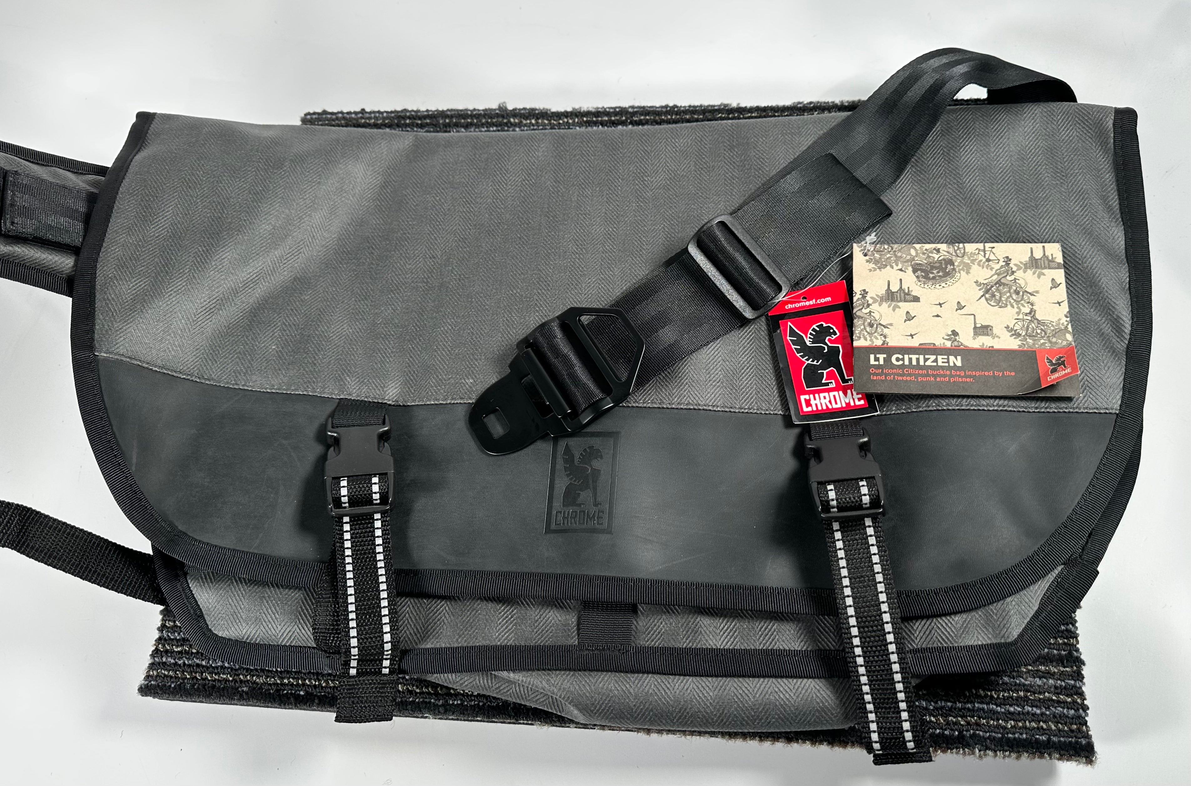 Chrome LT Citizen City Series London Messenger bag – Record Mart HiFi