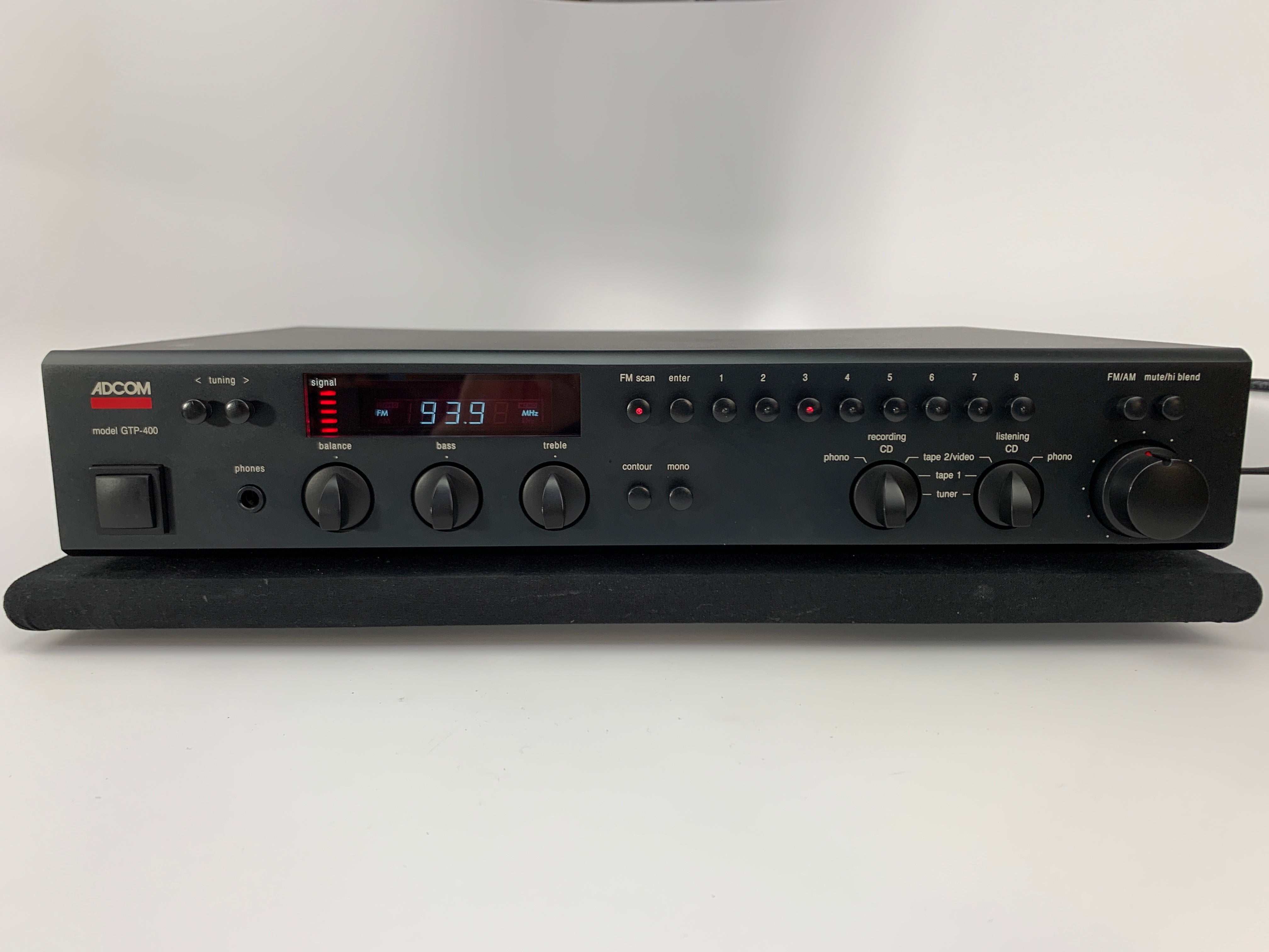 ADCOM GTP-400 PREAMP W/TUNER – Record Mart HiFi