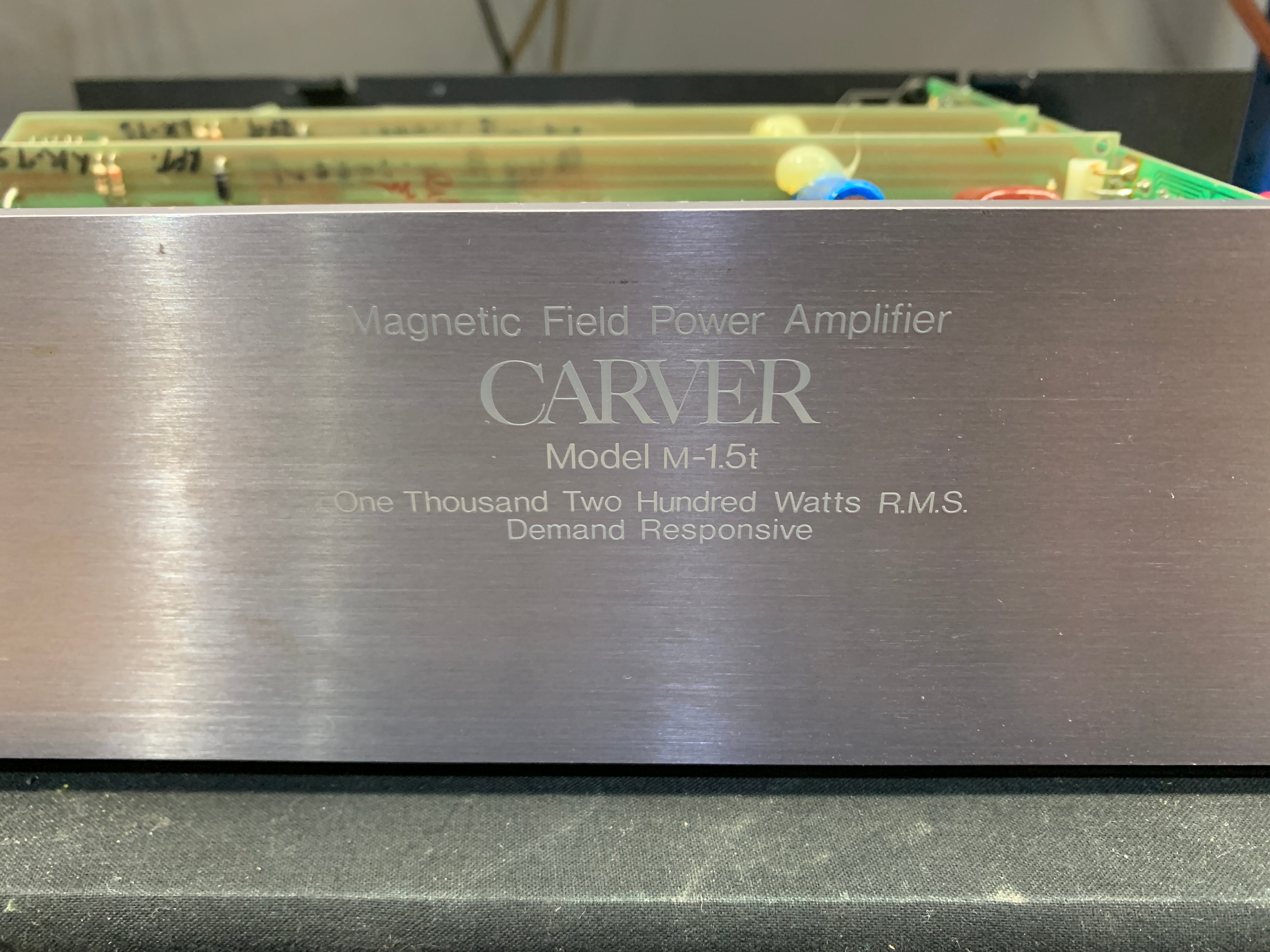 Carver M-1.5t Magnetic Field Amplifier – Record Mart HiFi